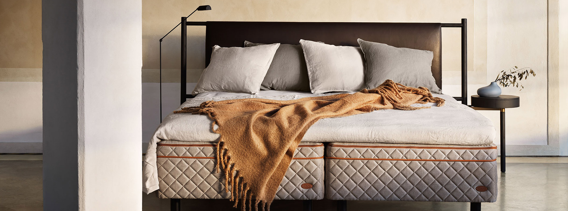 DUX premium sängar och möbler - komfort sedan 1926